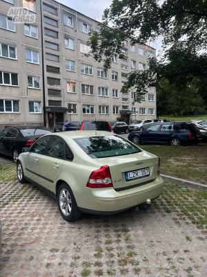 Вольво С40 2004 в Вильнюс, объемом двигателя 2.40 л и пробегом 275 тыс. км за 700 €, фото  на AUTOMOTO.COM.LV