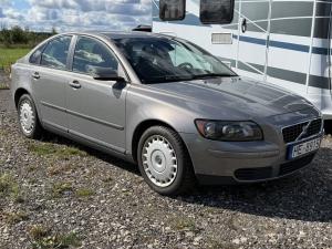 Volvo S40 2004 Rīga, ar dzinēja tilpumu 2.40 L un nobraukumu 309 tūkst. km par 590 €, foto  vietnē AUTOMOTO.COM.LV