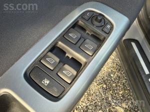 Volvo S40 2004 in Riga, with an engine capacity of 2.40 L and mileage of 309 thousand km for 590 €, photo 7 on AUTOMOTO.COM.LV