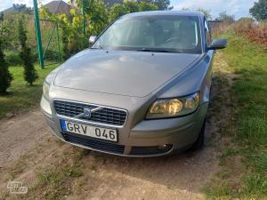Volvo S40 2004 Viļņa, ar dzinēja tilpumu 2.00 L un nobraukumu 364 tūkst. km par 1400 €, foto 3 vietnē AUTOMOTO.COM.LV