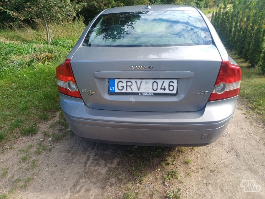 Volvo S40 2004 Viļņa, ar dzinēja tilpumu 2.00 L un nobraukumu 364 tūkst. km par 1400 €, foto 7 vietnē AUTOMOTO.COM.LV
