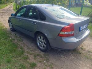 Volvo S40 2004 Viļņa, ar dzinēja tilpumu 2.00 L un nobraukumu 364 tūkst. km par 1400 €, foto 8 vietnē AUTOMOTO.COM.LV