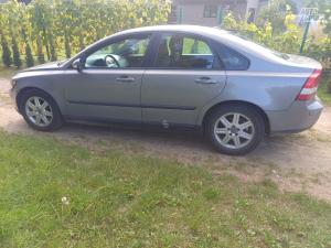 Volvo S40 2004 Viļņa, ar dzinēja tilpumu 2.00 L un nobraukumu 364 tūkst. km par 1400 €, foto 9 vietnē AUTOMOTO.COM.LV