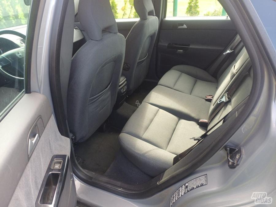 Volvo S40 2004 Viļņa, ar dzinēja tilpumu 2.00 L un nobraukumu 364 tūkst. km par 1400 €, foto 11 vietnē AUTOMOTO.COM.LV