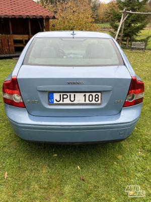 Volvo S40 2004 in Kelme, with an engine capacity of 2.00 L and mileage of 375 thousand km for 1100 €, photo 12 on AUTOMOTO.COM.LV