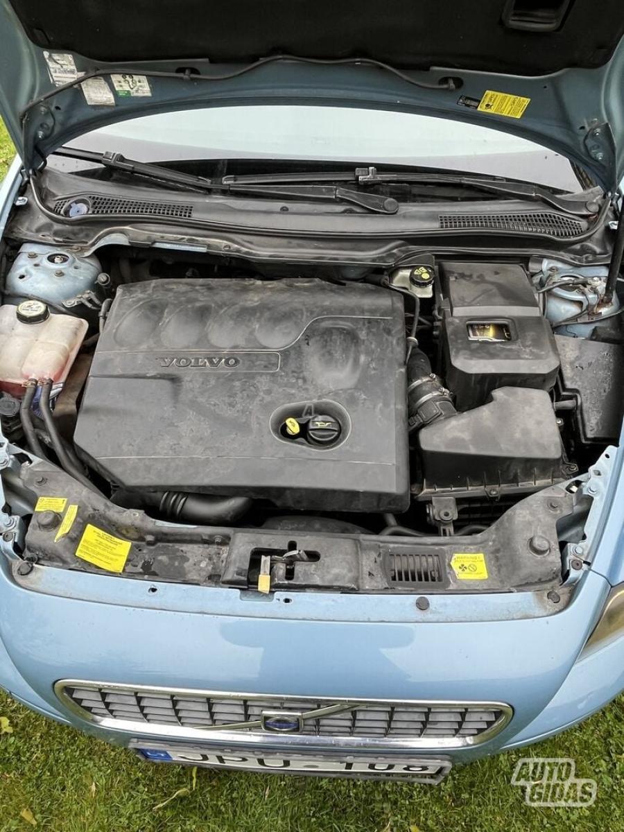 Volvo S40 2004 in Kelme, with an engine capacity of 2.00 L and mileage of 375 thousand km for 1100 €, photo 13 on AUTOMOTO.COM.LV