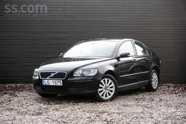 Volvo S40 2005 in Riga, with an engine capacity of 2.00 L and mileage of 0 thousand km for 2300 €, photo 1 on AUTOMOTO.COM.LV