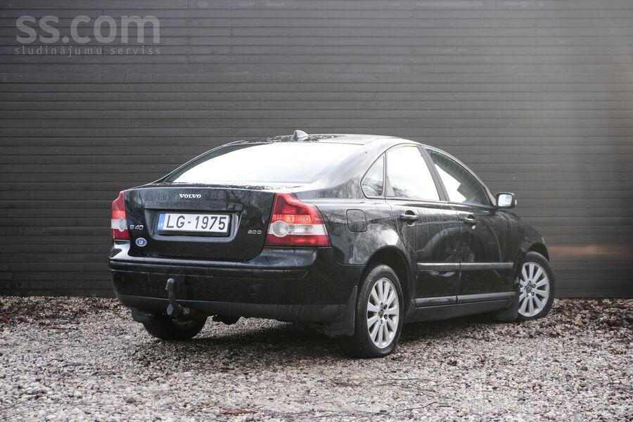 Volvo S40 2005 in Riga, with an engine capacity of 2.00 L and mileage of 0 thousand km for 2300 €, photo 3 on AUTOMOTO.COM.LV