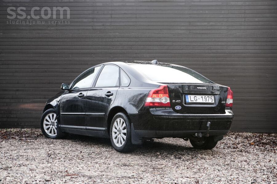 Volvo S40 2005 in Riga, with an engine capacity of 2.00 L and mileage of 0 thousand km for 2300 €, photo 4 on AUTOMOTO.COM.LV