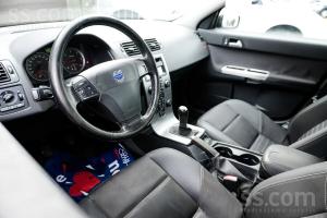 Volvo S40 2005 in Riga, with an engine capacity of 2.00 L and mileage of 0 thousand km for 2300 €, photo 6 on AUTOMOTO.COM.LV