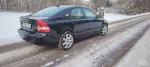 Volvo S40 2005 Kauņa, ar dzinēja tilpumu 2.40 L un nobraukumu 298 tūkst. km par 2000 €, foto 3 vietnē AUTOMOTO.COM.LV