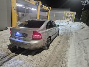 Volvo S40 2005 Šilalė, ar dzinēja tilpumu 2.00 L un nobraukumu 300 tūkst. km par 1000 €, foto 8 vietnē AUTOMOTO.COM.LV