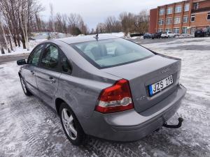 Volvo S40 2005 Tauragė, ar dzinēja tilpumu 2.00 L un nobraukumu 259 tūkst. km par 1850 €, foto 3 vietnē AUTOMOTO.COM.LV