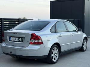 Volvo S40 2005 in Vilnius, with an engine capacity of 2.00 L and mileage of 279 thousand km for 850 €, photo 7 on AUTOMOTO.COM.LV