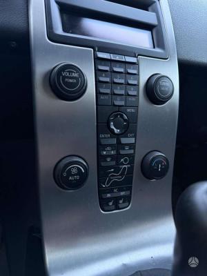 Volvo S40 2005 in Vilnius, with an engine capacity of 2.00 L and mileage of 279 thousand km for 850 €, photo 10 on AUTOMOTO.COM.LV