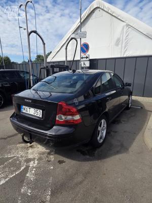 Volvo S40 2005 in Klaipeda, with an engine capacity of 2.00 L and mileage of 354 thousand km for 1650 €, photo  on AUTOMOTO.COM.LV