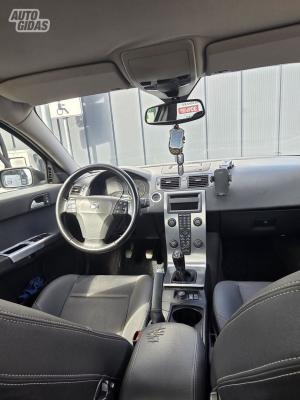 Volvo S40 2005 in Klaipeda, with an engine capacity of 2.00 L and mileage of 354 thousand km for 1650 €, photo 20 on AUTOMOTO.COM.LV