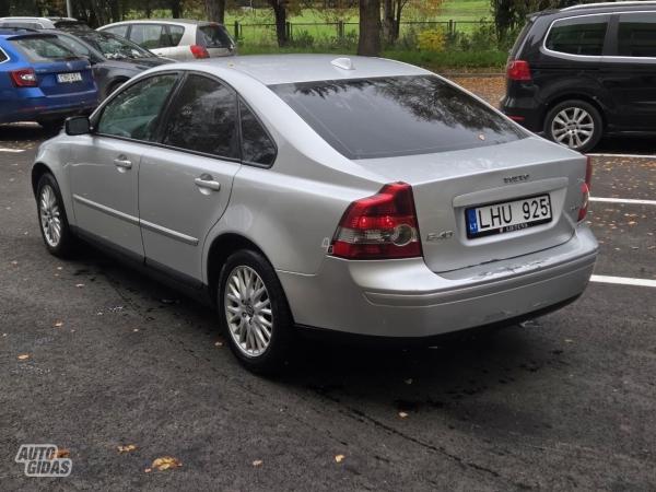 Вольво С40 2005 в Вильнюс на AUTOMOTO.COM.LV Вольво С40 2005 в Вильнюс, объемом двигателя 2.00 л и пробегом 300 тыс. км за 750 €, фото 4 на AUTOMOTO.COM.LV
