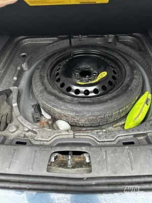Volvo S40 2005 Jurbarkas, ar dzinēja tilpumu 2.00 L un nobraukumu 352 tūkst. km par 1300 €, foto 13 vietnē AUTOMOTO.COM.LV