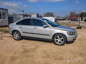 Volvo S40 2006 Rīga, ar dzinēja tilpumu 1.60 L un nobraukumu 255 tūkst. km par 2750 €, foto 6 vietnē AUTOMOTO.COM.LV