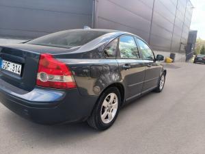 Volvo S40 2006 Kauņa, ar dzinēja tilpumu 1.60 L un nobraukumu 315 tūkst. km par 650 €, foto 5 vietnē AUTOMOTO.COM.LV