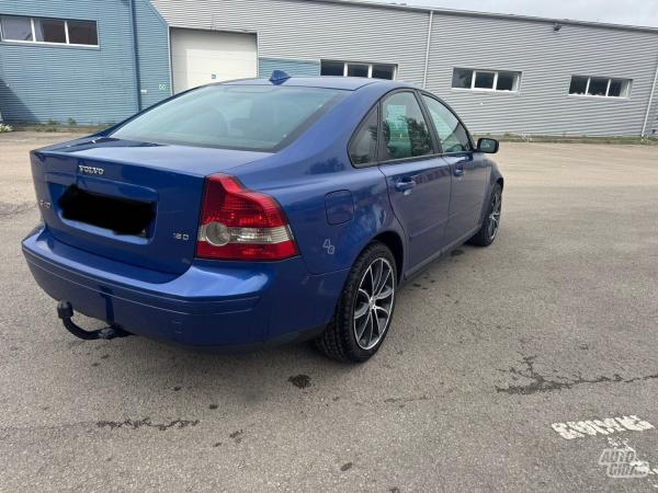 Volvo S40 2006 in Siauliai, with an engine capacity of 1.60 L and mileage of 308 thousand km for 1450 €, photo 4 on AUTOMOTO.COM.LV