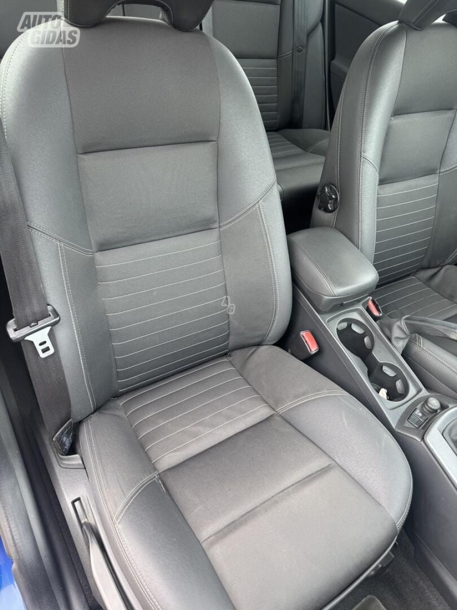 Volvo S40 2006 in Siauliai, with an engine capacity of 1.60 L and mileage of 308 thousand km for 1450 €, photo 11 on AUTOMOTO.COM.LV