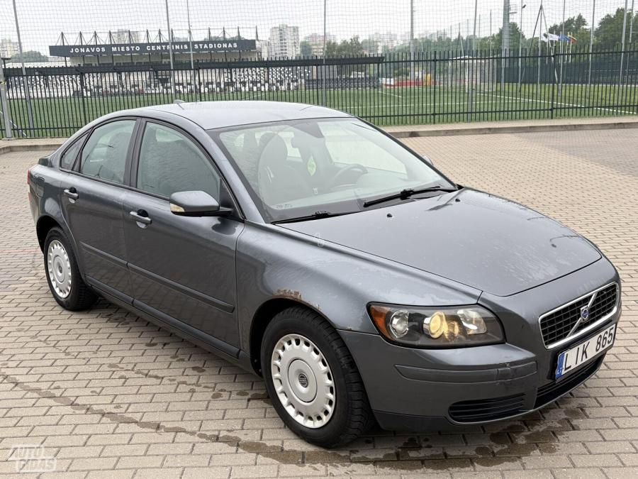 Вольво С40 2006 в Ионава, объемом двигателя 1.80 л и пробегом 300 тыс. км за 500 €, фото 4 на AUTOMOTO.COM.LV