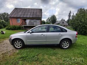 Вольво С40 2006 в Рига, объемом двигателя 1.80 л и пробегом 285 тыс. км за 800 €, фото 3 на AUTOMOTO.COM.LV