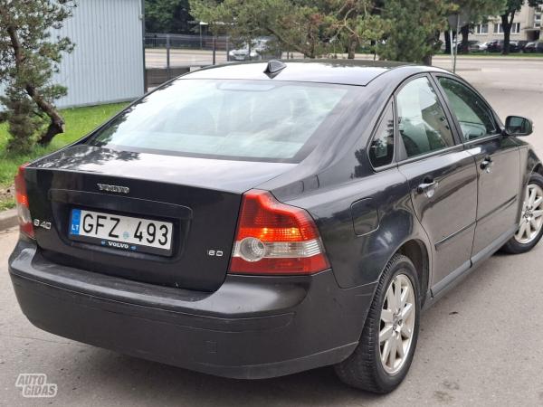 Volvo S40 2006 in Silute, with an engine capacity of 1.60 L and mileage of 267 thousand km for 1050 €, photo 3 on AUTOMOTO.COM.LV