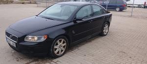 Volvo S40 2006 in Vilkaviskis, with an engine capacity of 2.00 L and mileage of 309 thousand km for 600 €, photo  on AUTOMOTO.COM.LV