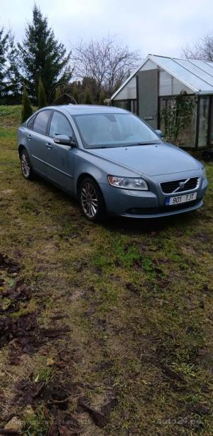 Volvo S40 2007 Pērnava, ar dzinēja tilpumu 1.60 L un nobraukumu 373 tūkst. km par 2300 €, foto 2 vietnē AUTOMOTO.COM.LV