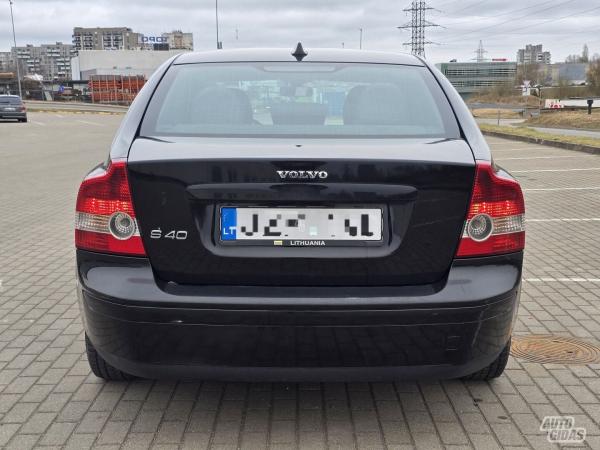 Volvo S40 2007 Viļņa, ar dzinēja tilpumu 1.60 L un nobraukumu 264 tūkst. km par 1100 €, foto 8 vietnē AUTOMOTO.COM.LV