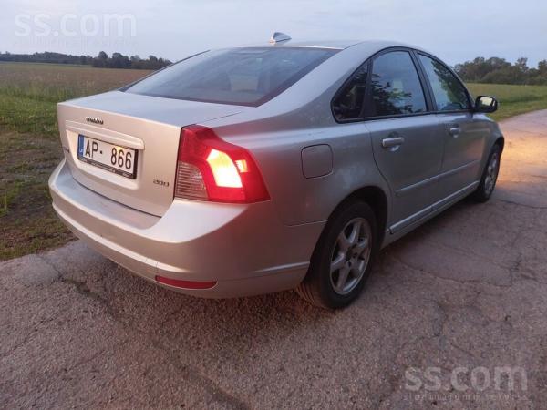 Volvo S40 2007 Dobele, ar dzinēja tilpumu 1.60 L un nobraukumu 312 tūkst. km par 1850 €, foto 2 vietnē AUTOMOTO.COM.LV