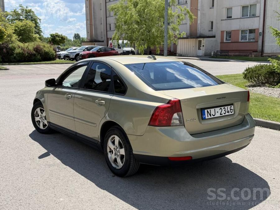 Volvo S40 2007 Aizkraukle, ar dzinēja tilpumu 1.60 L un nobraukumu 294 tūkst. km par 1750 €, foto 4 vietnē AUTOMOTO.COM.LV