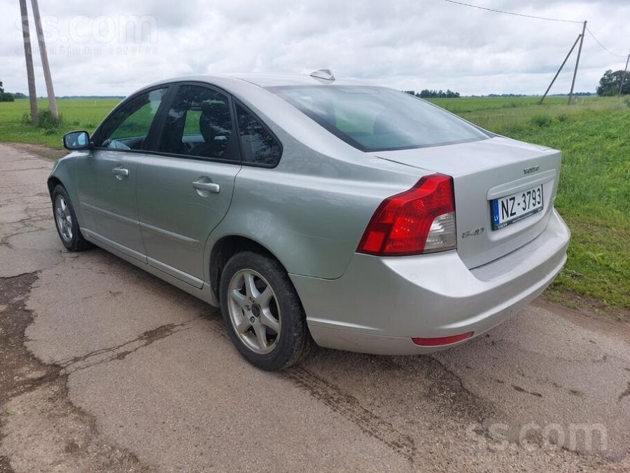 Вольво С40 2007 в Добеле, объемом двигателя 1.60 л и пробегом 312 тыс. км за 1650 €, фото 5 на AUTOMOTO.COM.LV
