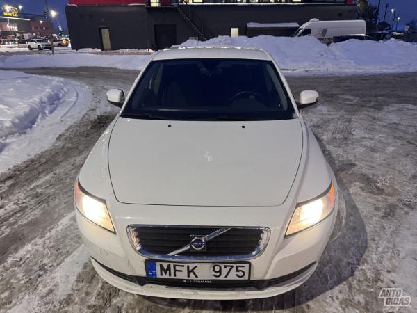 Volvo S40 2008 Kauņa, ar dzinēja tilpumu 1.60 L un nobraukumu 320 tūkst. km par 1890 €, foto 3 vietnē AUTOMOTO.COM.LV