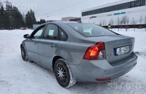 Volvo S40 2008 in Riga, with an engine capacity of 2.00 L and mileage of 250 thousand km for 1750 €, photo 6 on AUTOMOTO.COM.LV