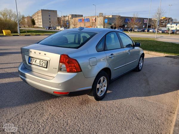 Volvo S40 2008 in Vilnius, with an engine capacity of 1.60 L and mileage of 236 thousand km for 3350 €, photo 2 on AUTOMOTO.COM.LV