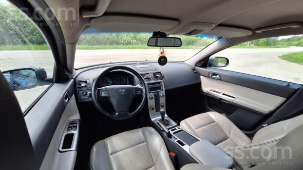 Volvo S40 2008 Bauska, ar dzinēja tilpumu 2.00 L un nobraukumu 322 tūkst. km par 2000 €, foto 5 vietnē AUTOMOTO.COM.LV