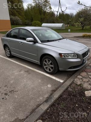 Volvo S40 2008 in Saldus, with an engine capacity of 1.60 L and mileage of 170 thousand km for 2500 €, photo 6 on AUTOMOTO.COM.LV