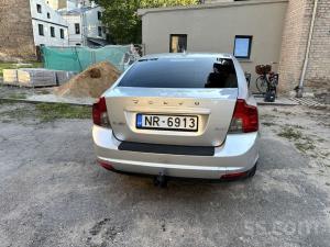 Volvo S40 2009 Rīga, ar dzinēja tilpumu 2.00 L un nobraukumu 272 tūkst. km par 1982 €, foto 11 vietnē AUTOMOTO.COM.LV