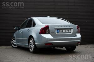 Volvo S40 2009 in Riga, with an engine capacity of 2.00 L and mileage of 356 thousand km for 4790 €, photo 4 on AUTOMOTO.COM.LV