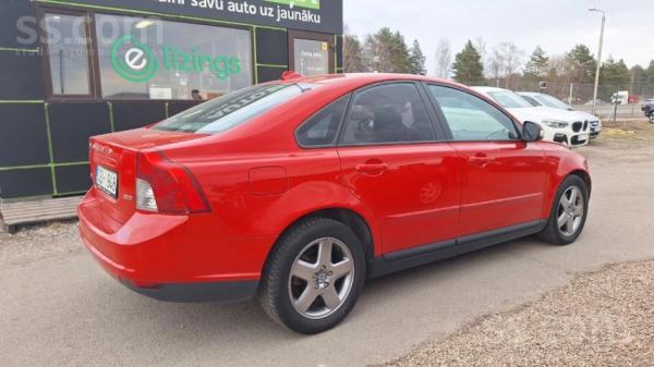 Volvo S40 2009 in Riga, with an engine capacity of 2.00 L and mileage of 241 thousand km for 3900 €, photo 5 on AUTOMOTO.COM.LV