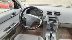 Volvo S40 2009 in Riga, with an engine capacity of 2.00 L and mileage of 241 thousand km for 3900 €, photo 9 on AUTOMOTO.COM.LV
