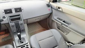 Volvo S40 2009 in Riga, with an engine capacity of 2.00 L and mileage of 241 thousand km for 3900 €, photo 10 on AUTOMOTO.COM.LV