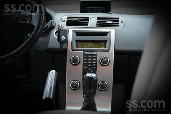 Volvo S40 2009 in Riga, with an engine capacity of 2.00 L and mileage of 356 thousand km for 4790 €, photo 6 on AUTOMOTO.COM.LV
