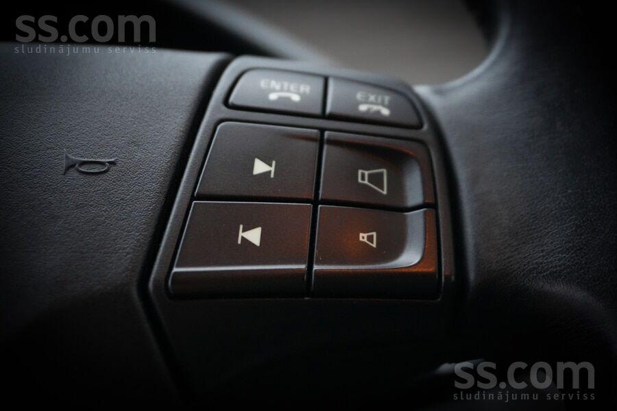 Volvo S40 2009 Rīga, ar dzinēja tilpumu 2.00 L un nobraukumu 356 tūkst. km par 4790 €, foto 10 vietnē AUTOMOTO.COM.LV