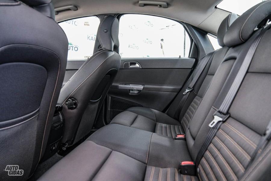 Volvo S40 2009 Kauņa, ar dzinēja tilpumu 1.60 L un nobraukumu 33 tūkst. km par 3890 €, foto 11 vietnē AUTOMOTO.COM.LV