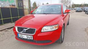 Вольво С40 2009 в Рига, объемом двигателя 2.00 л и пробегом 241 тыс. км за 3900 €, фото  на AUTOMOTO.COM.LV